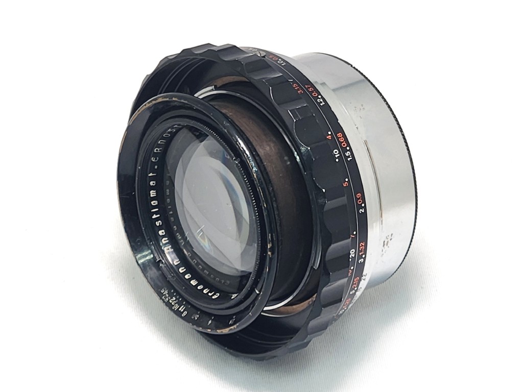 エルネマン Ernostar Anastigmat 85mm F1.8 （Canon EOS EFマウント改造） : オールドレンズのフォトベルゼ