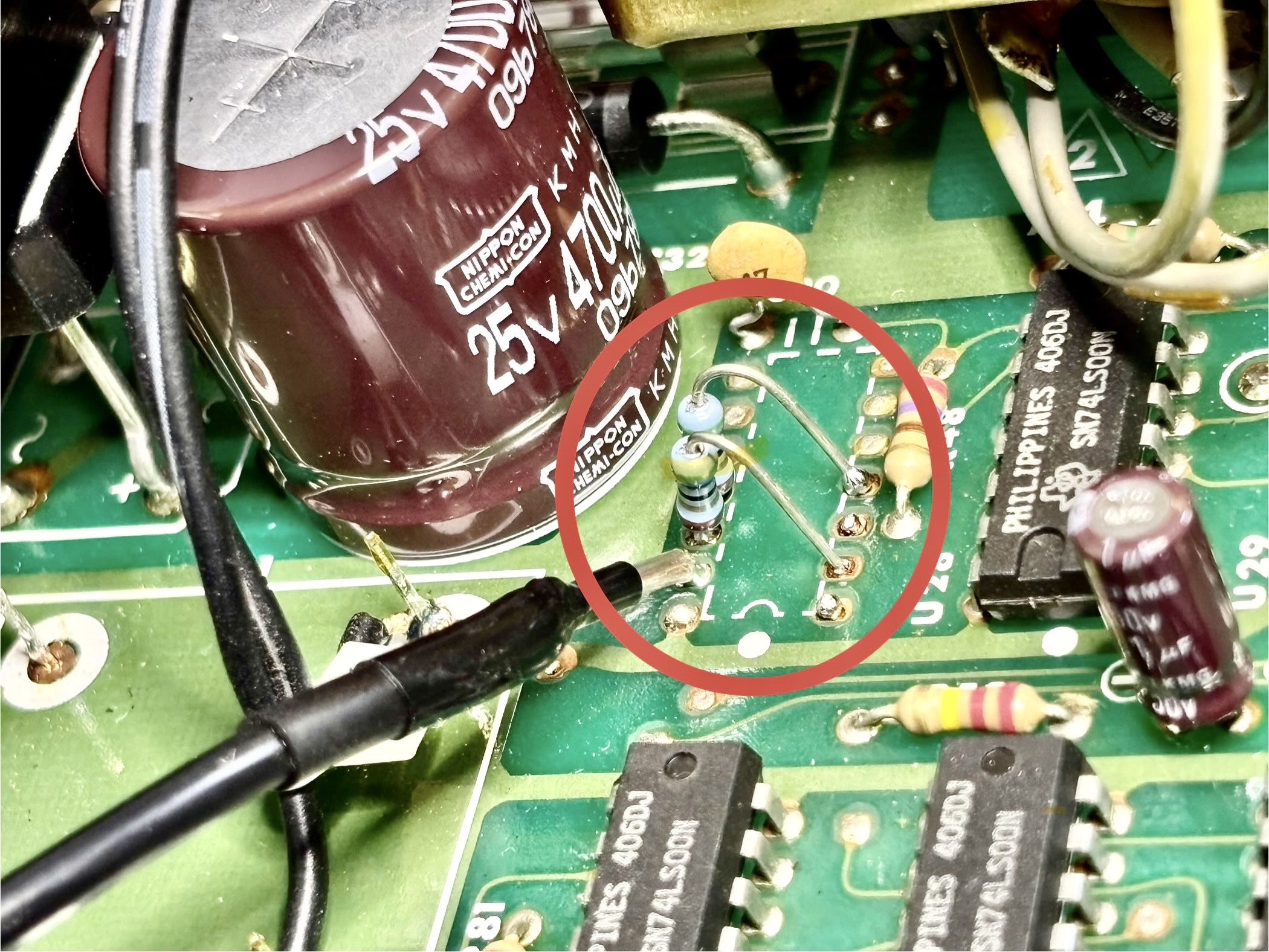 たまには測定器でもいいですか？「National VP-4546A：基準発振器ソースがINTの時に外部へ10MHz信号が出力出来る様に改造し ...