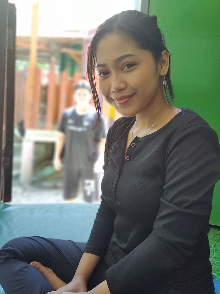 『Nur Amira Syahira』147 : フリーダム ルーム