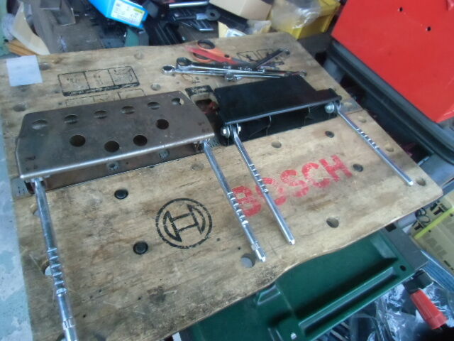 レカロ is81,is84、電動CS、Dシリーズ用（AM19及びモジュラー含む） ヘッドレスト 角度可動部調整 - レカロ屋♪フリースタイルRSF日記