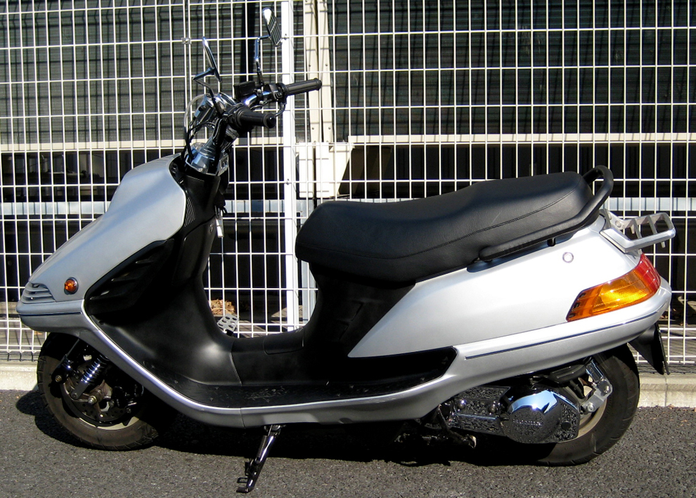 FreeWay 250cc(MF03)「奮闘記」:外装系