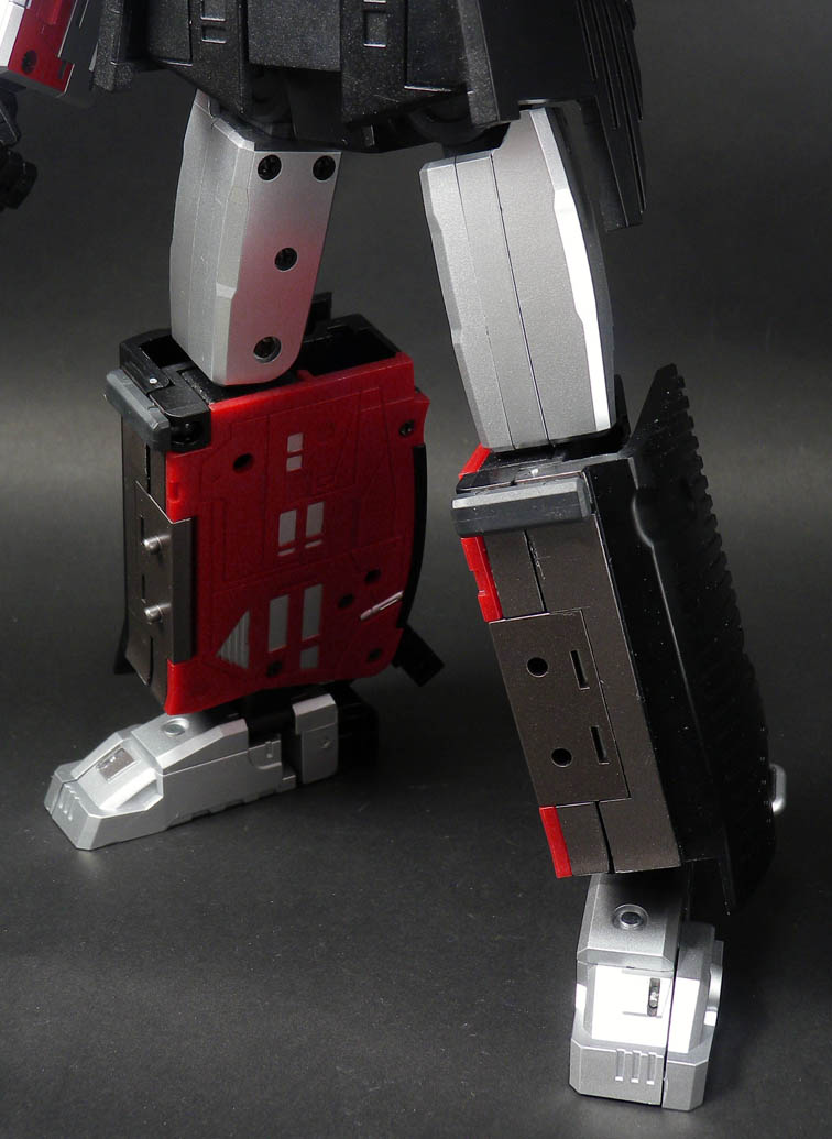 DX9 D-09 Mightron : from.おもちゃ部屋