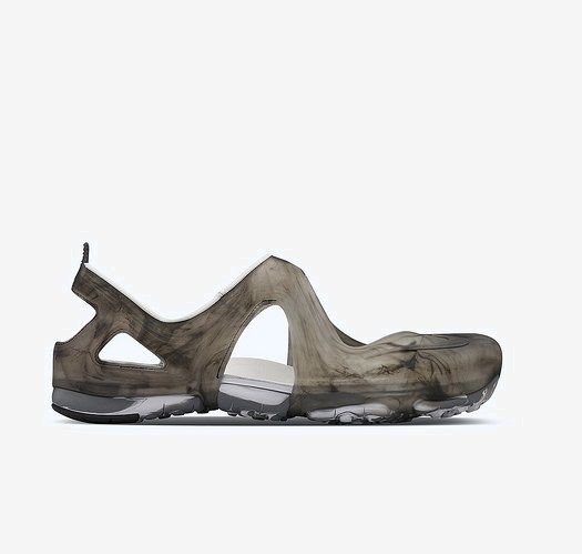 Japanican : カウントダウン開始 5/19 10時から NikeLAB Free Rift Sandal 2カラー発売予定
