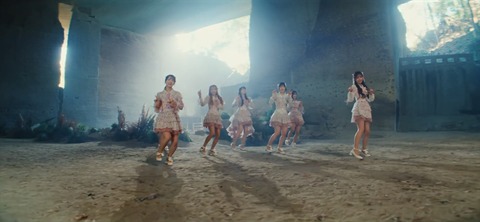 fumi Diary 2号店: ロケ地ノート : AKB48「カラコンウインク」PV撮影場所