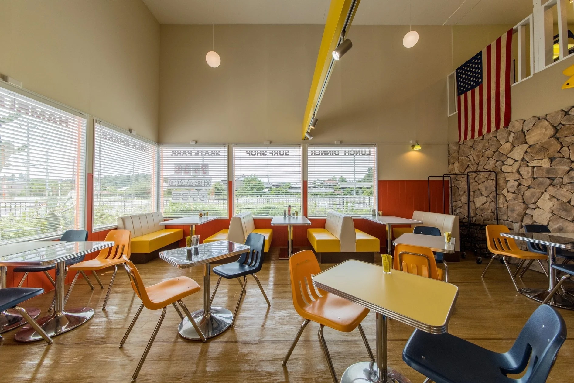 fumi Diary 2号店: ロケ地ノート : AKB48「夢見てごめん」PV撮影場所