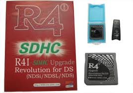R4i SDHC : NDS ゲーム情報伝達屋