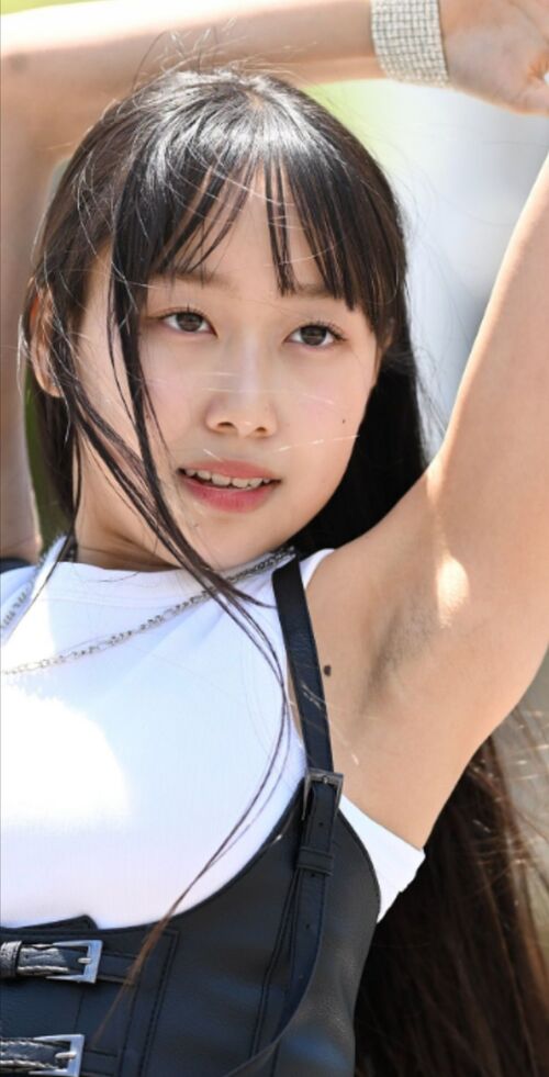 5chえちえち : 【画像】JKアイドルさん、エッチなジョリ脇を撮影される