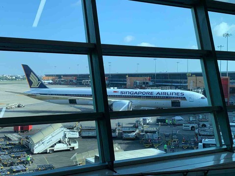 シンガポール航空SQ401便 : 旅人curiosity