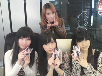 Getchu.com：げっちゅブログ:メーカーズコラム『Blog．5pb.！』第162回 アフィリア＆naoちゃんコラボ写真!? あと、つぃっ ...