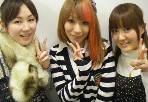 Getchu.com：げっちゅブログ:メーカーズコラム『Blog．5pb.！』第144回 naoちゃん大活躍の週末でした＆お誕生日おめでとう！