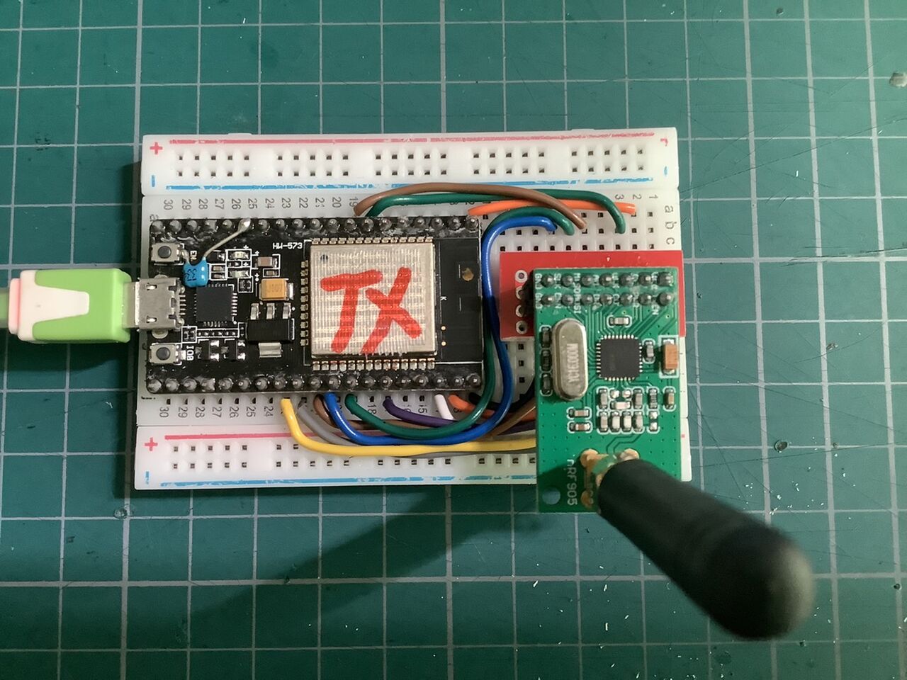 ・nRF905 を ESP32 に繋いで送受信してみた : Skyzoo ヨッシーの備忘録