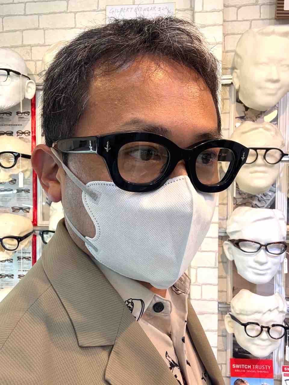 剣型のカシメ飾りが入った極太ウェリントン EFFECTOR TAKT : GILBERT EYEWEAR from 中野ブロードウェイ
