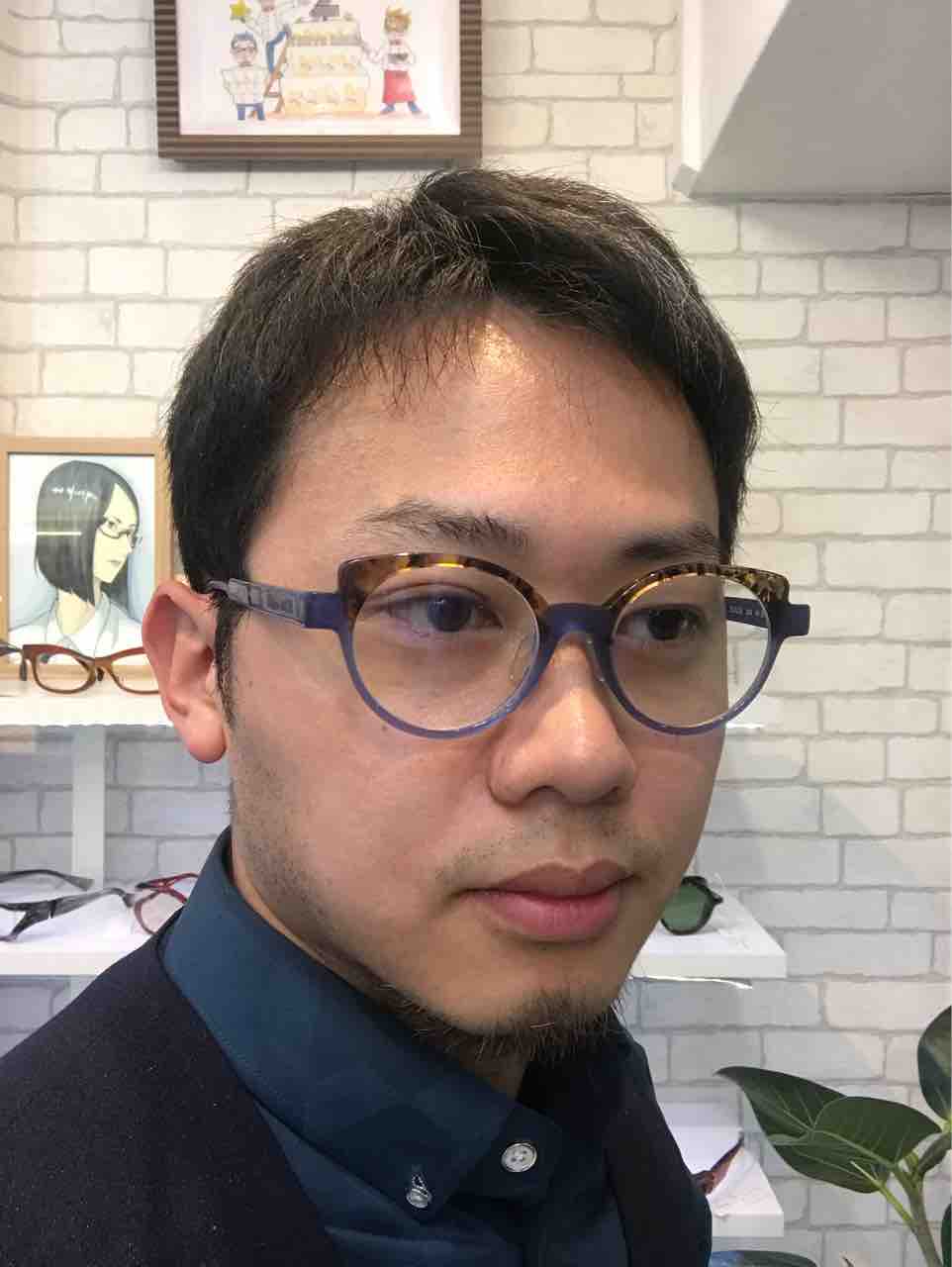 キーホール型の側面貼りに注目 RES/REI AZALEA : GILBERT EYEWEAR from 中野ブロードウェイ