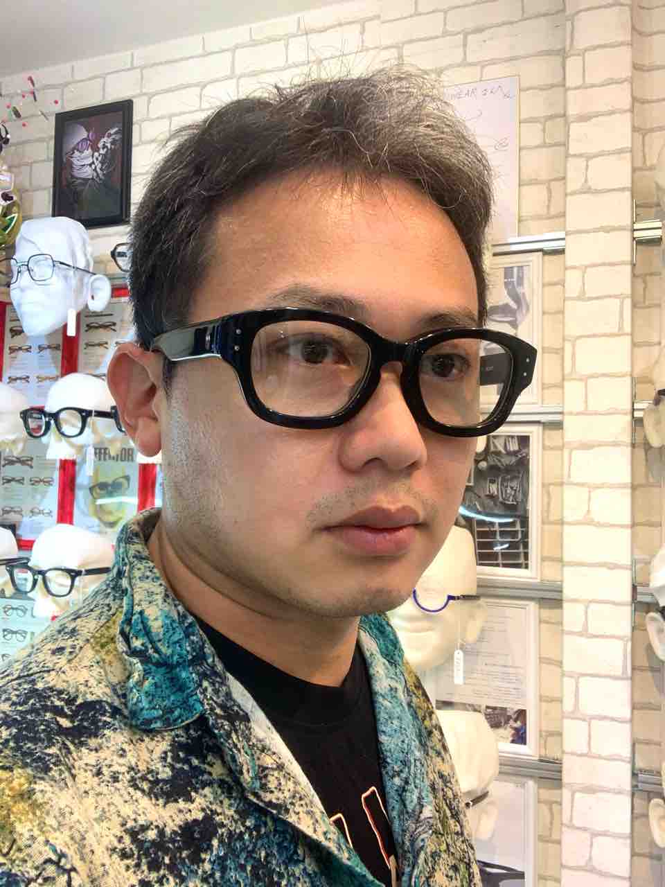ロックでクラシックなワイドウェリントン EFFECTOR AFTER BEAT : GILBERT EYEWEAR from 中野ブロードウェイ