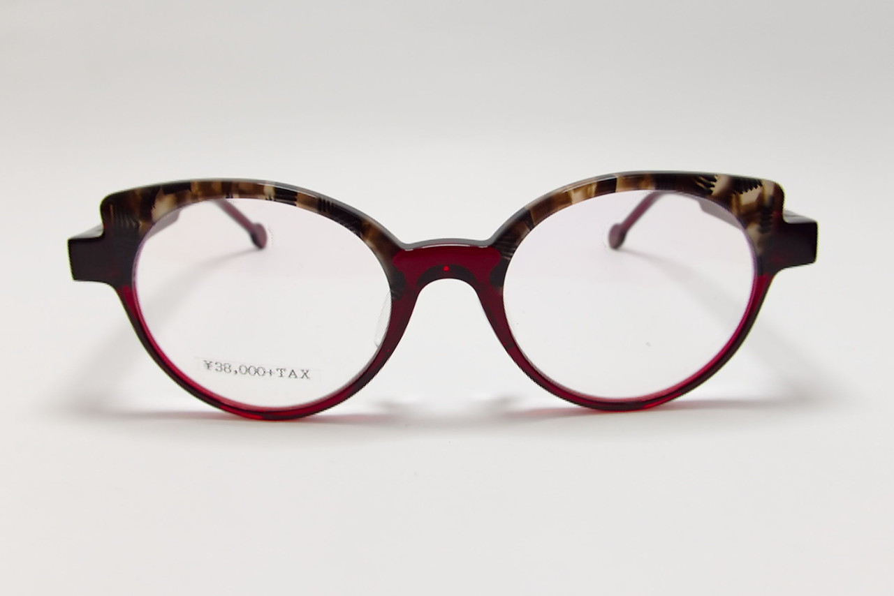 キーホール型の側面貼りに注目 RES/REI AZALEA : GILBERT EYEWEAR from 中野ブロードウェイ