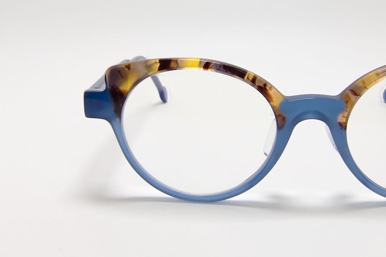 キーホール型の側面貼りに注目 RES/REI AZALEA : GILBERT EYEWEAR from 中野ブロードウェイ