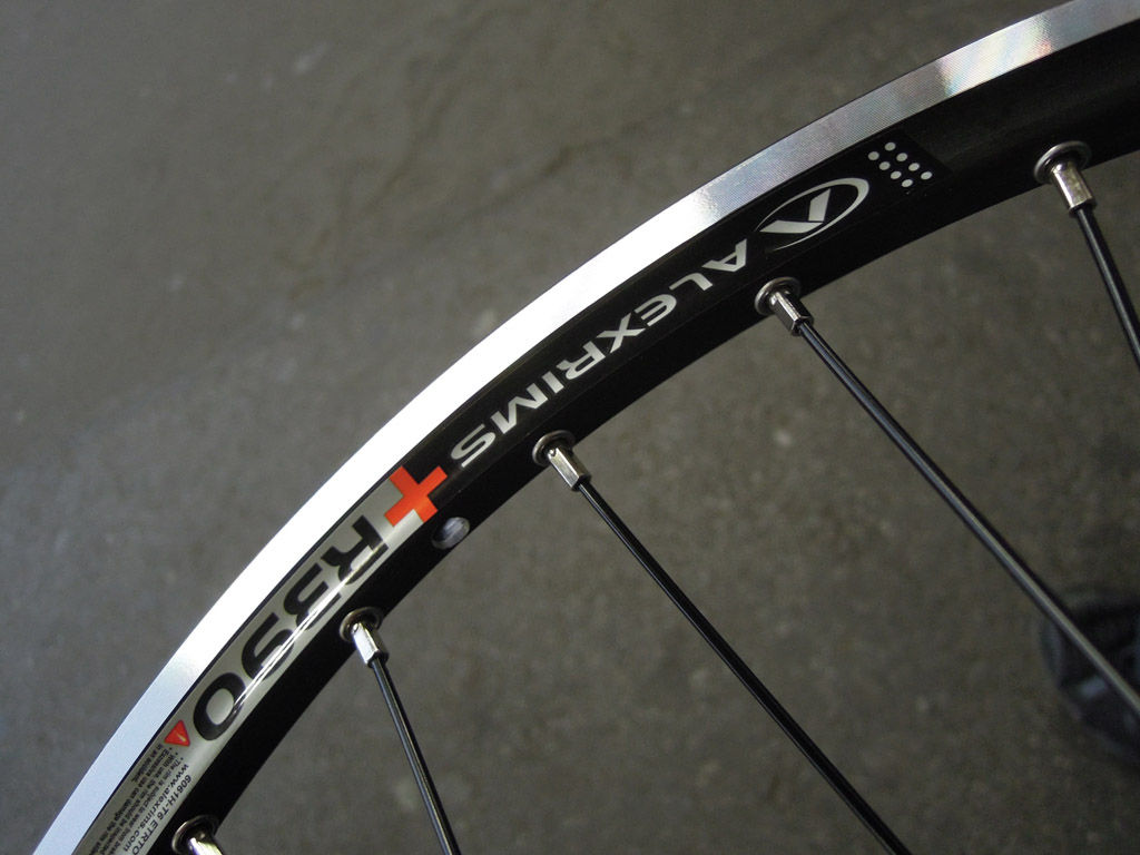 ALEXRIMS R390を履く : BICYCLE GRAFFITI