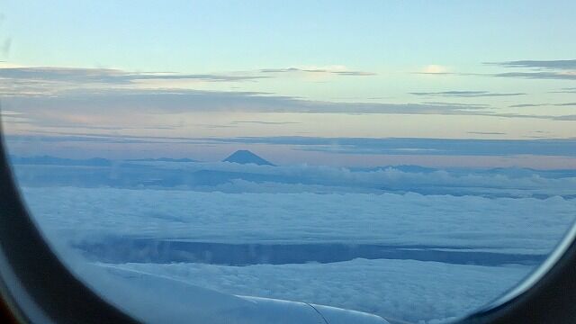 JL36便 B787-9 シンガポールー羽田 エコノミー搭乗記/朝焼けや富士山が綺麗に見えました Sep.'24 : JUST A JOURNEY