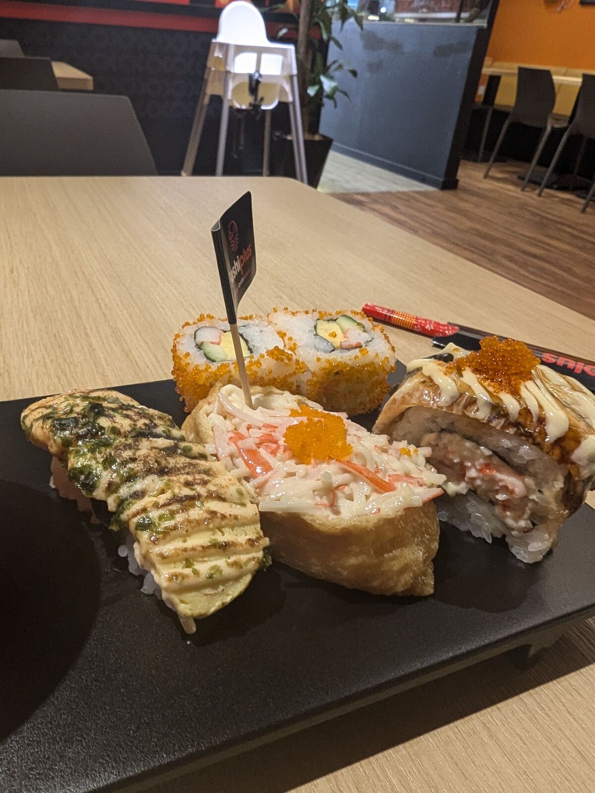 ローカルのお寿司屋さん＠SUSHI PLUS (SS15) : クアラルンプールのゴリ飯