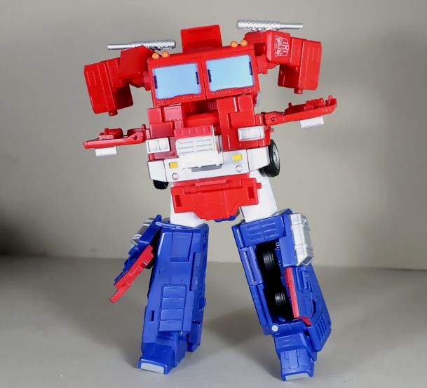 ナレーター「カーロボット隊は、移動基地、バトルコンボイを完成させた。」（SS-142 オプティマスプライム） : DXセイバーベース