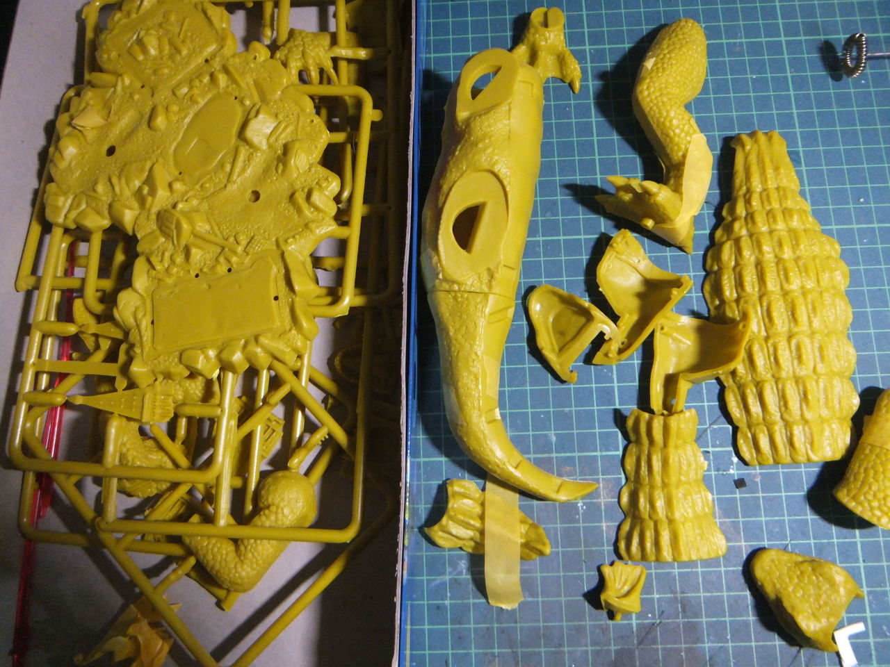 MONARCH MODEL(モナーク社) GORGO(怪獣ゴルゴ)：PART1 : 銀河ぐらますガイド 造型分室