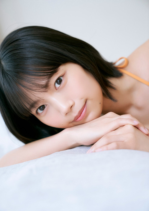 夏目 綾 From miao AYA SUMMER スピサン グラビアフォトブック (2021.06.21) : グラビア週刊誌 6
