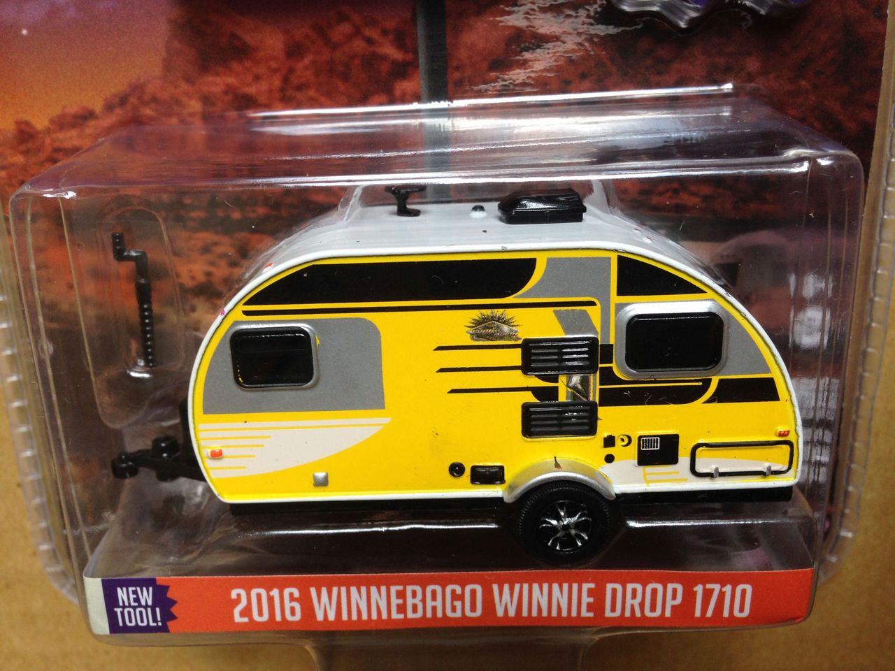 1/64 Hitched Homes Series 1 [4/6] 2016 Winnebago Winnie Drop - Blue and ...