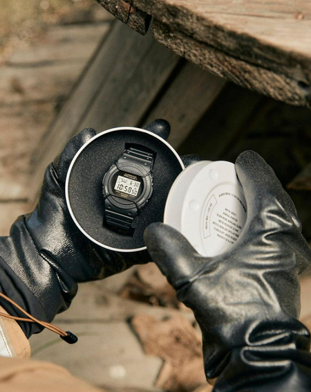 新作「N.HOOLYWOOD x G-SHOCK」発表!ベースはDW-5700スティング 新作「N.HOOLYWOOD x G-SHOCK」発表!ベースはDW-5700スティング