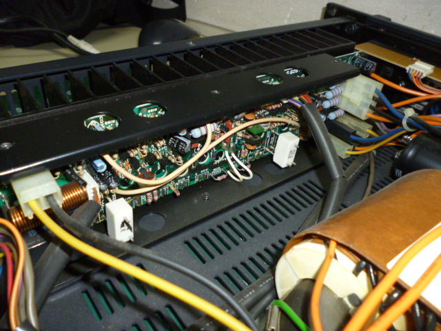 TOAパワーアンプ P75D 開けてみました。 : 三流情報局