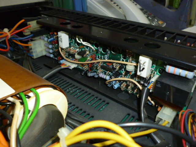 TOAパワーアンプ P75D 開けてみました。 : 三流情報局