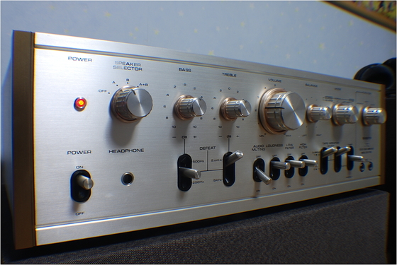 蔵出しアンプ、久々の電源ON : 三流情報局