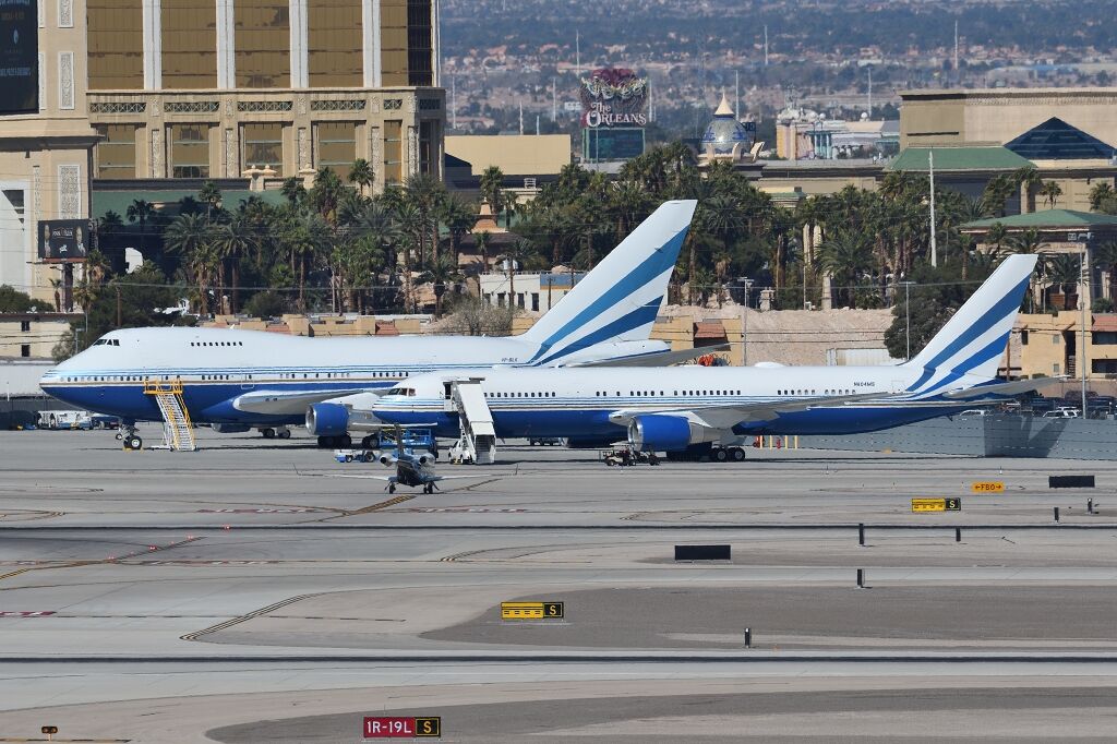 Las Vegasで撮ったBIZ-JET : ひこうき雲