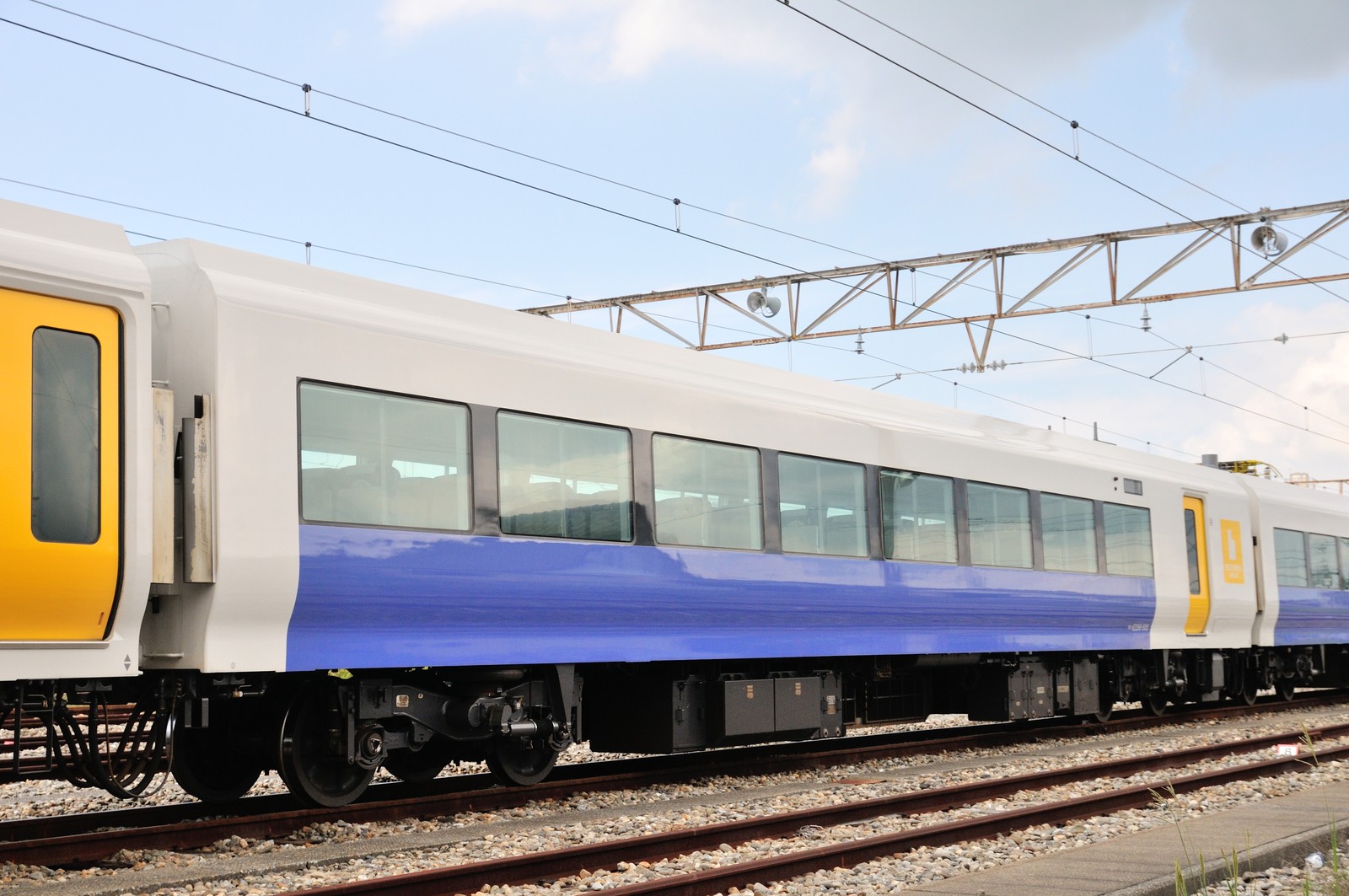 9/13 E257系500番台 床下機器 等 - 風来狐の鉄道雑記