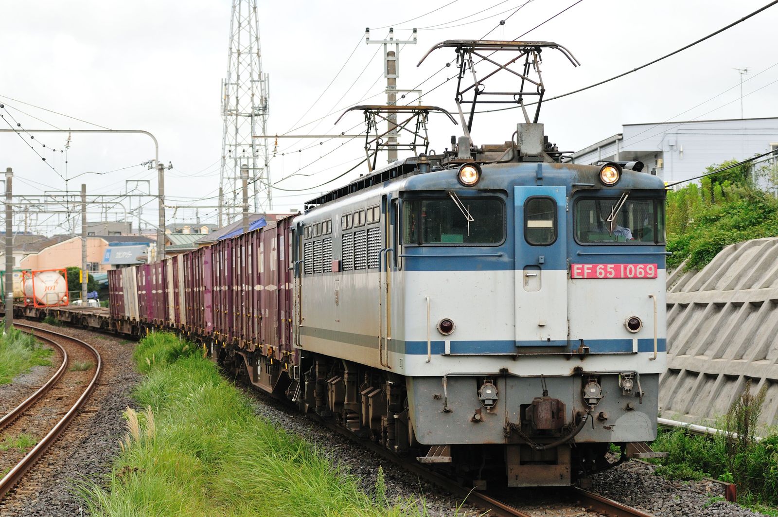 EF65最終製造ロット・元 関西ブルトレ牽引機 EF65 1119号機 - 風来狐の鉄道雑記