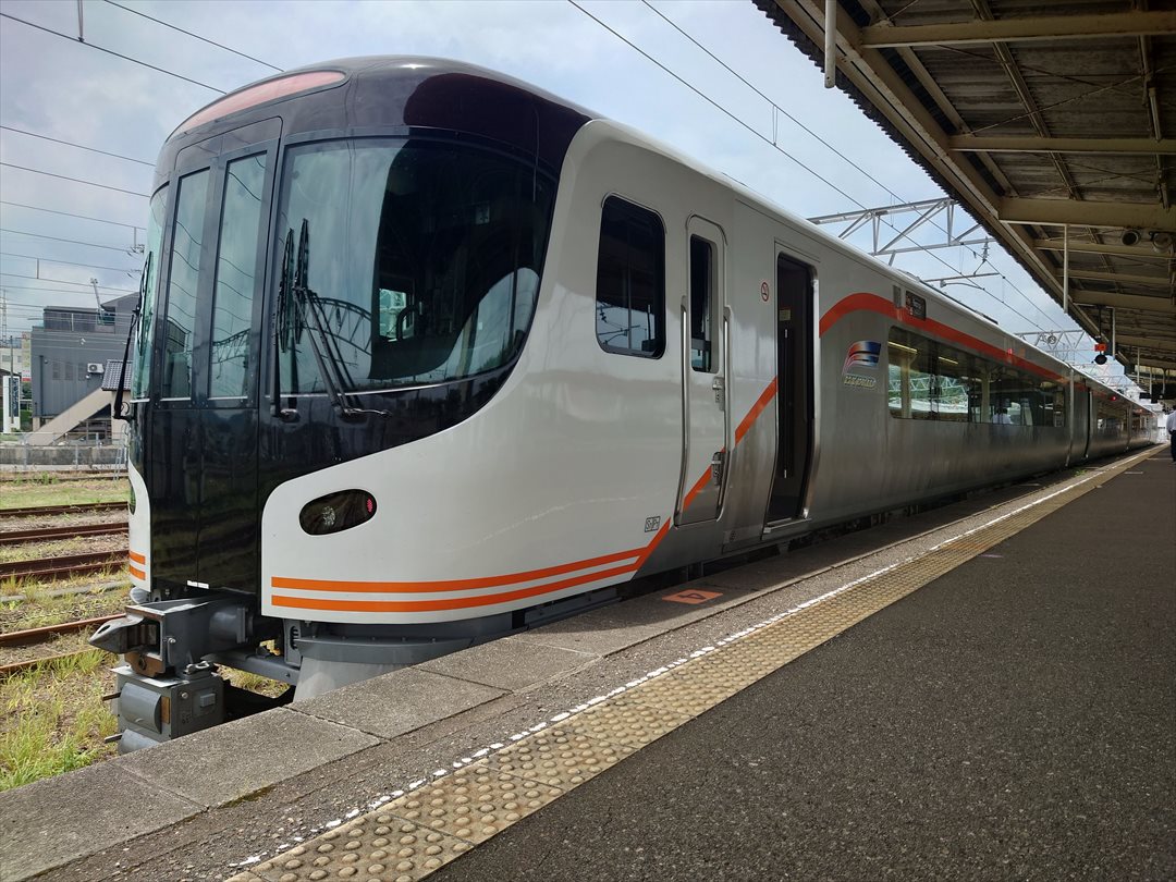 阪和線の沿線から : 特急「南紀」HC85系に乗車する（2023.7.7）