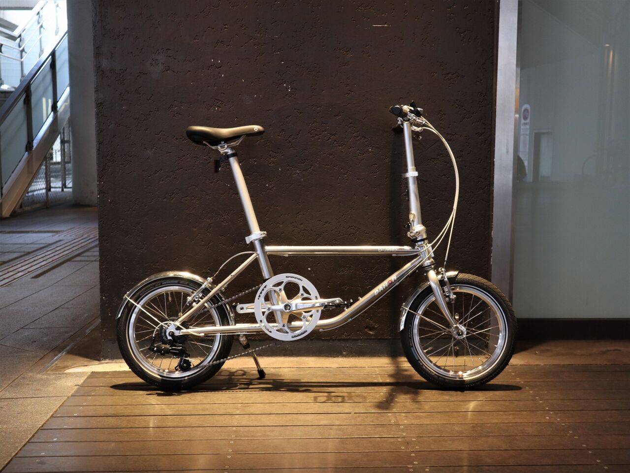 DAHON D-ZERO で街を行く【橋輪Blog】 : 橋輪 DAHON D-ZERO で街を行く【橋輪Blog】 : 橋輪