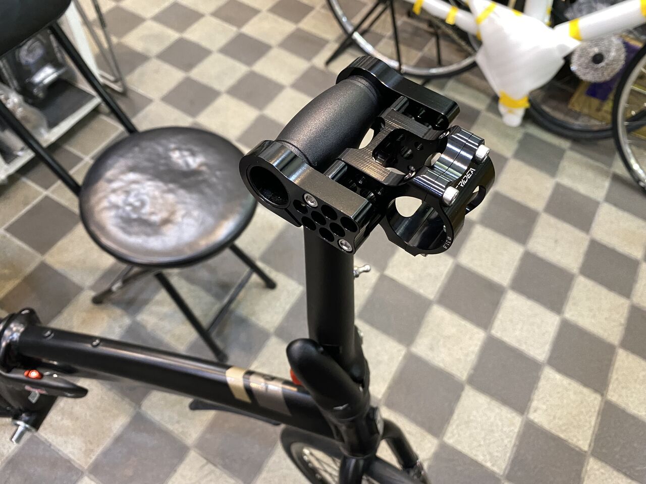 Verge D9 にグラベルコンポ GRX(その3)【橋輪Blog】 : 橋輪 Verge D9 にグラベルコンポ GRX(その3)【橋輪Blog】 : 橋輪