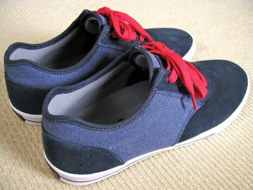 GRAVIS IV ARTO 2012FW NAVY/RED : ブツぶつブログ！