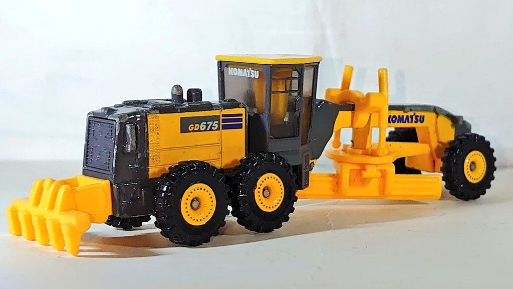 ロングトミカNo.140-3 コマツ モーターグレーダー GD675-6 : トミカ 写真館N 2022