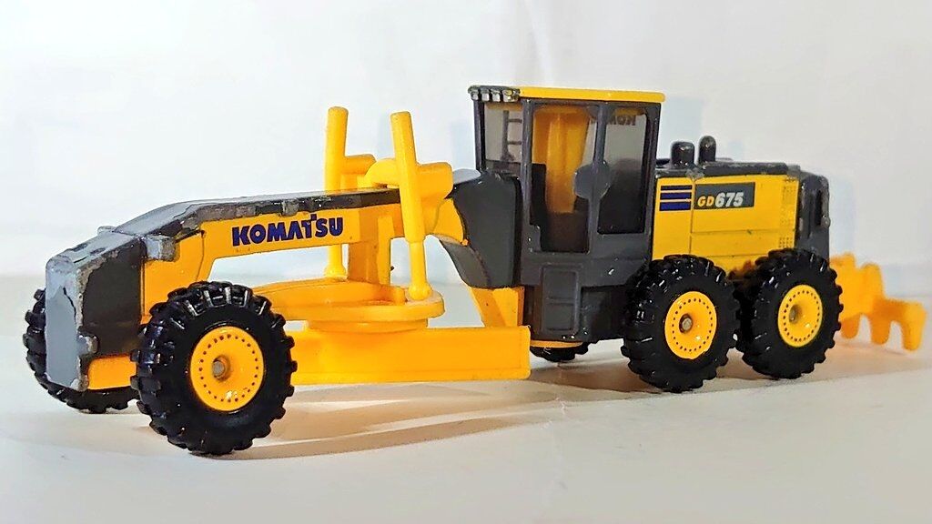 ロングトミカNo.140-3 コマツ モーターグレーダー GD675-6 : トミカ 写真館N 2022