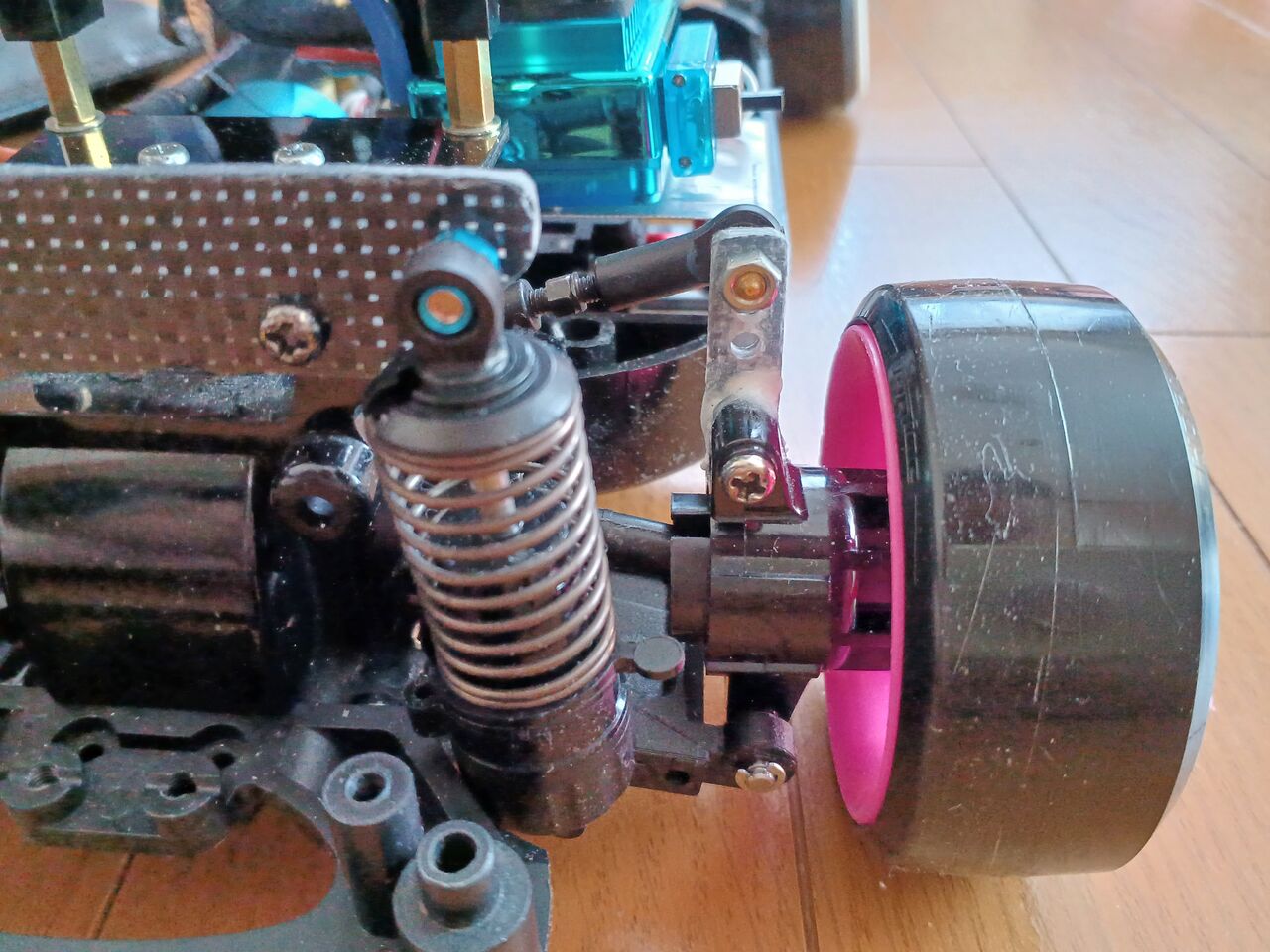 2025/6/22の作業：タミヤ TT-01 RWD LTSの製作⑤ : お父さんの作業部屋