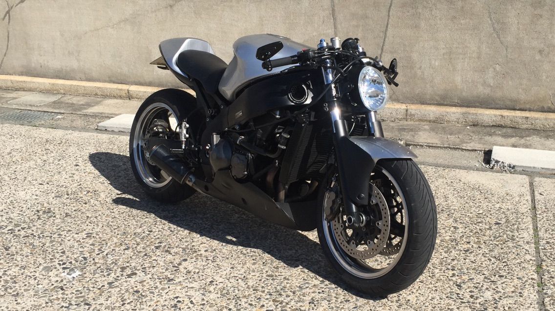 楽しんでおります🍀 : Kawasaki zx9R cafe-style