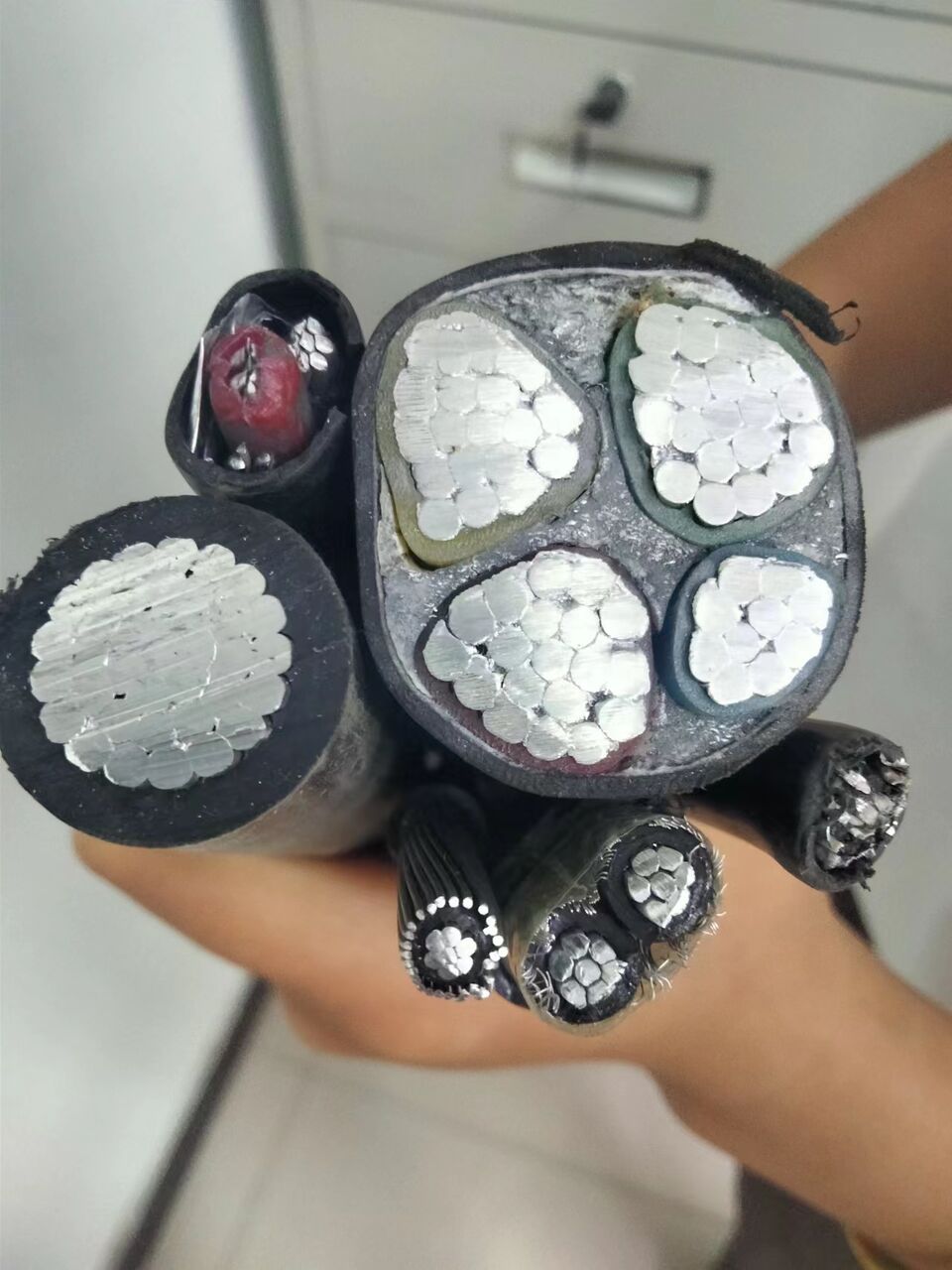 Reasons for the aging of wires and cables : henandlのblog