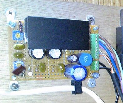 キャビン用オーディオアンプの交換 : ポンコツ製作室