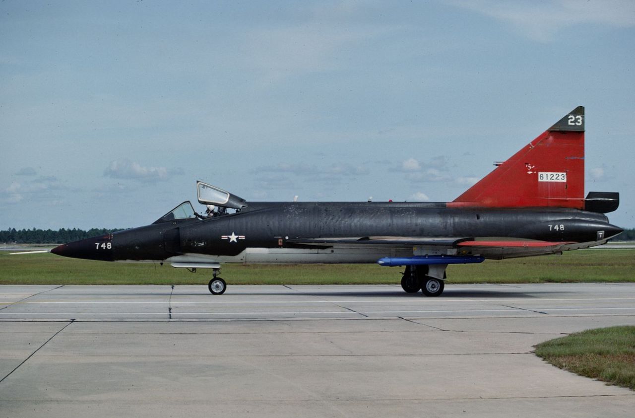 QF－102Aその2 : 飛行老人の飛行機話