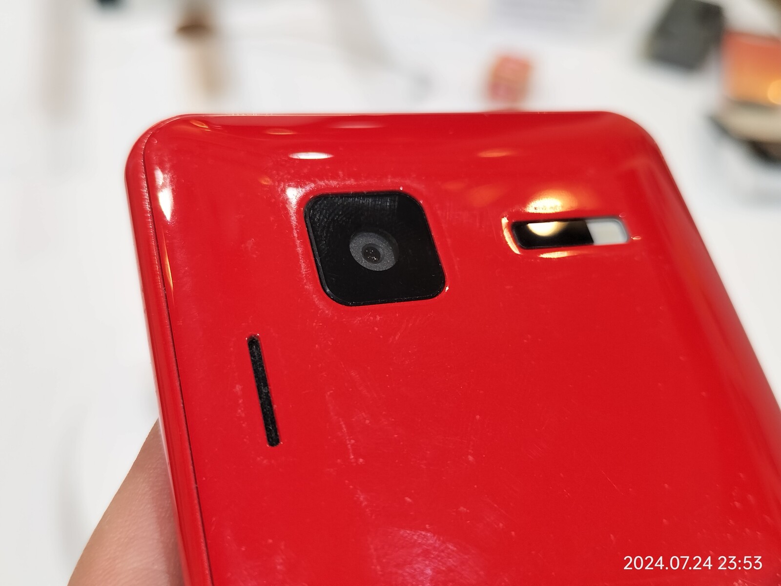 2011/平成23/SHARP/au/iida/INFOBAR A01/805万画素/インフォバー/ニシキゴイ/ : Extinct Media Museum | 絶滅メディア博物館