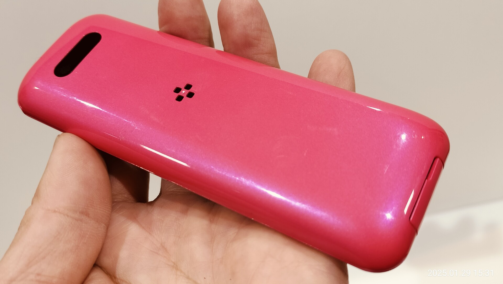 2013/平成25/SHARP/WILLCOM/PANTONE WX03SH/PHS/防水防塵/ストレート/ビビットピンク/ブルー/ホワイト/ブラック/ : Extinct Media ...