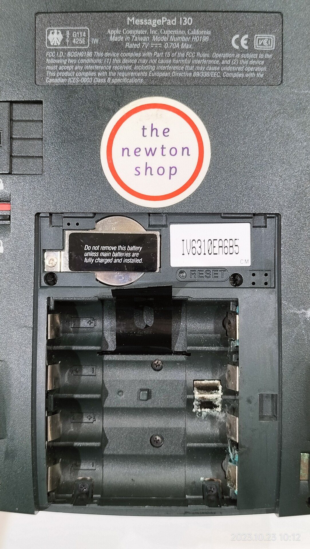 1996/平成8/Apple/Newton/MessagePad 130/PDA/NewtonOS2.0/単3電池4本/PCカードスロット ...