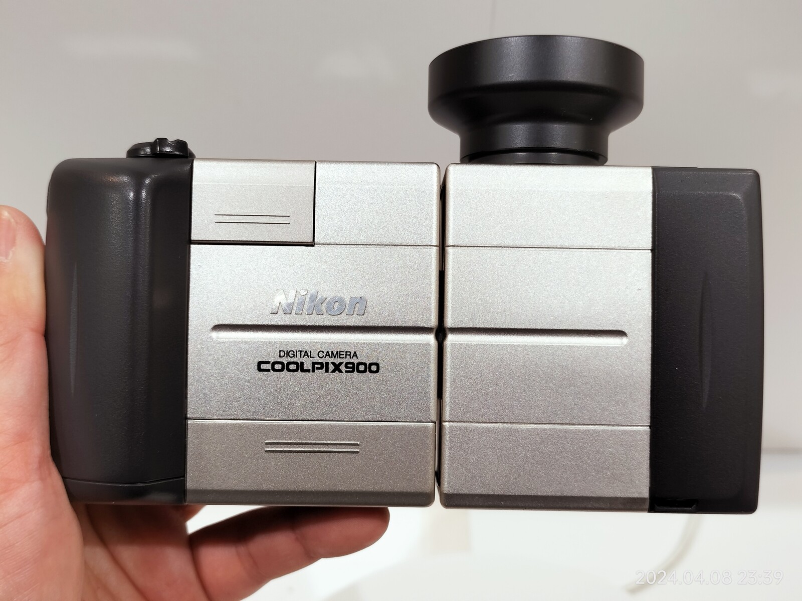 1998/平成10/Nikon/COOLPIX E900/ニコン初のニッコールレンズ搭載機/光学3倍/スイバル/フィッシュアイコンバーター付き ...