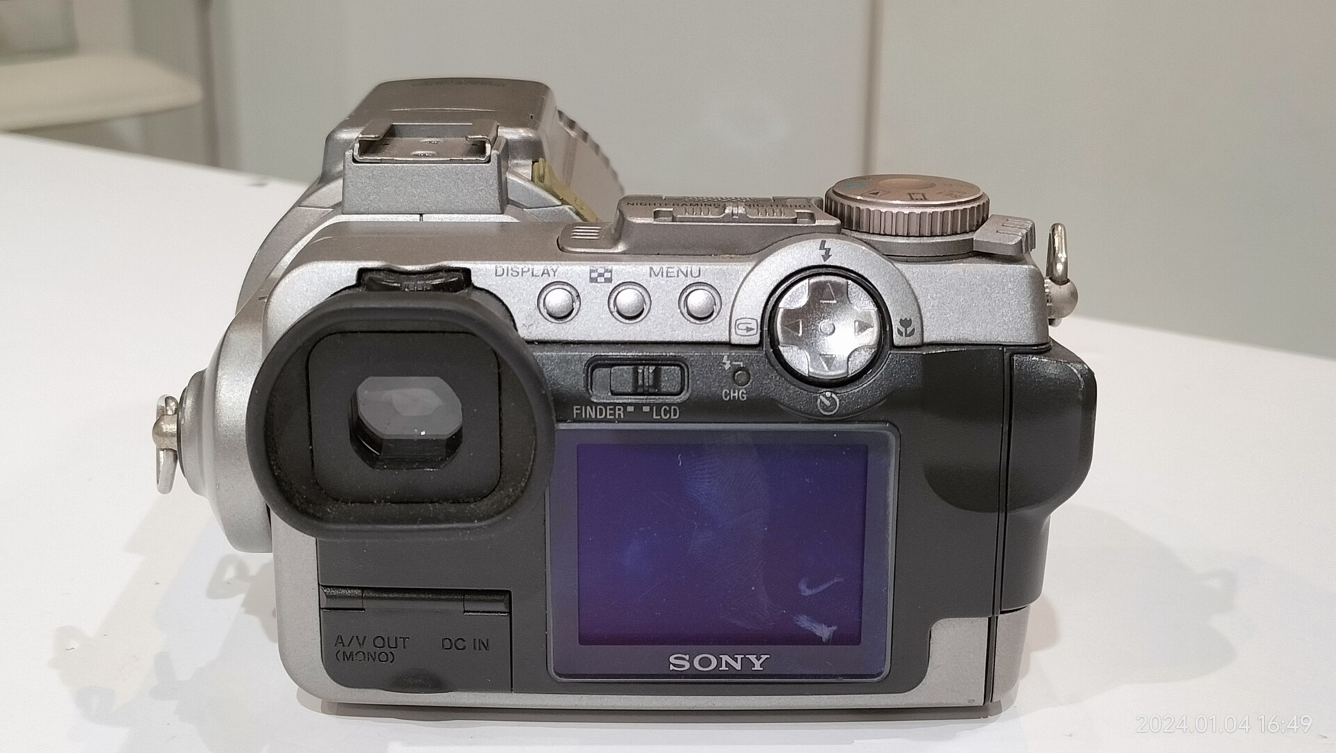 2001/平成13/SONY/DSC-F707/Cyber-shot/502万画素/光学5倍/回転レンズ/メモリースティック/ホログラフィック ...